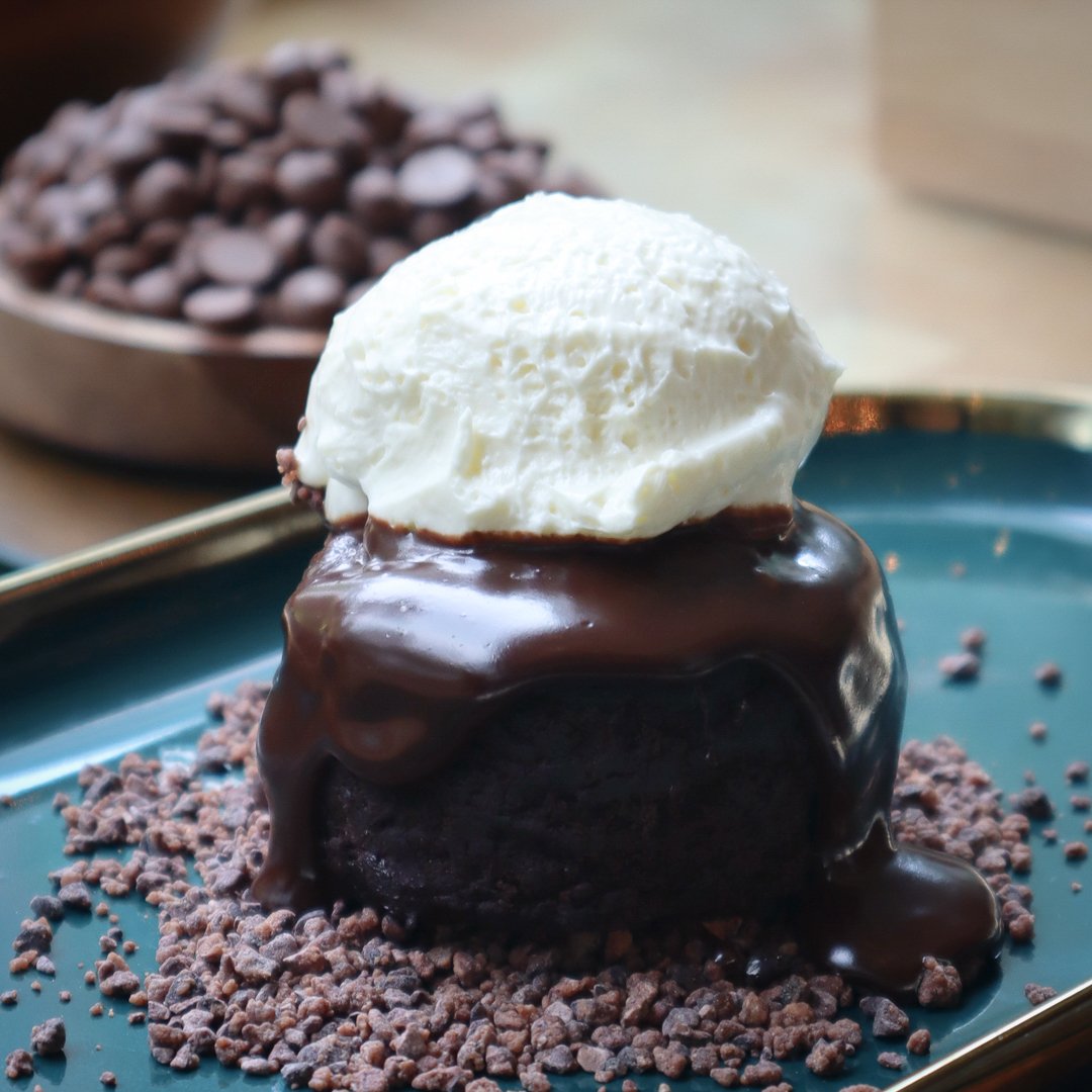FRIDAY CHOCOLATE CONNECTION AT EDSA SHANGRI-LA’S LOBBY LOUNGE